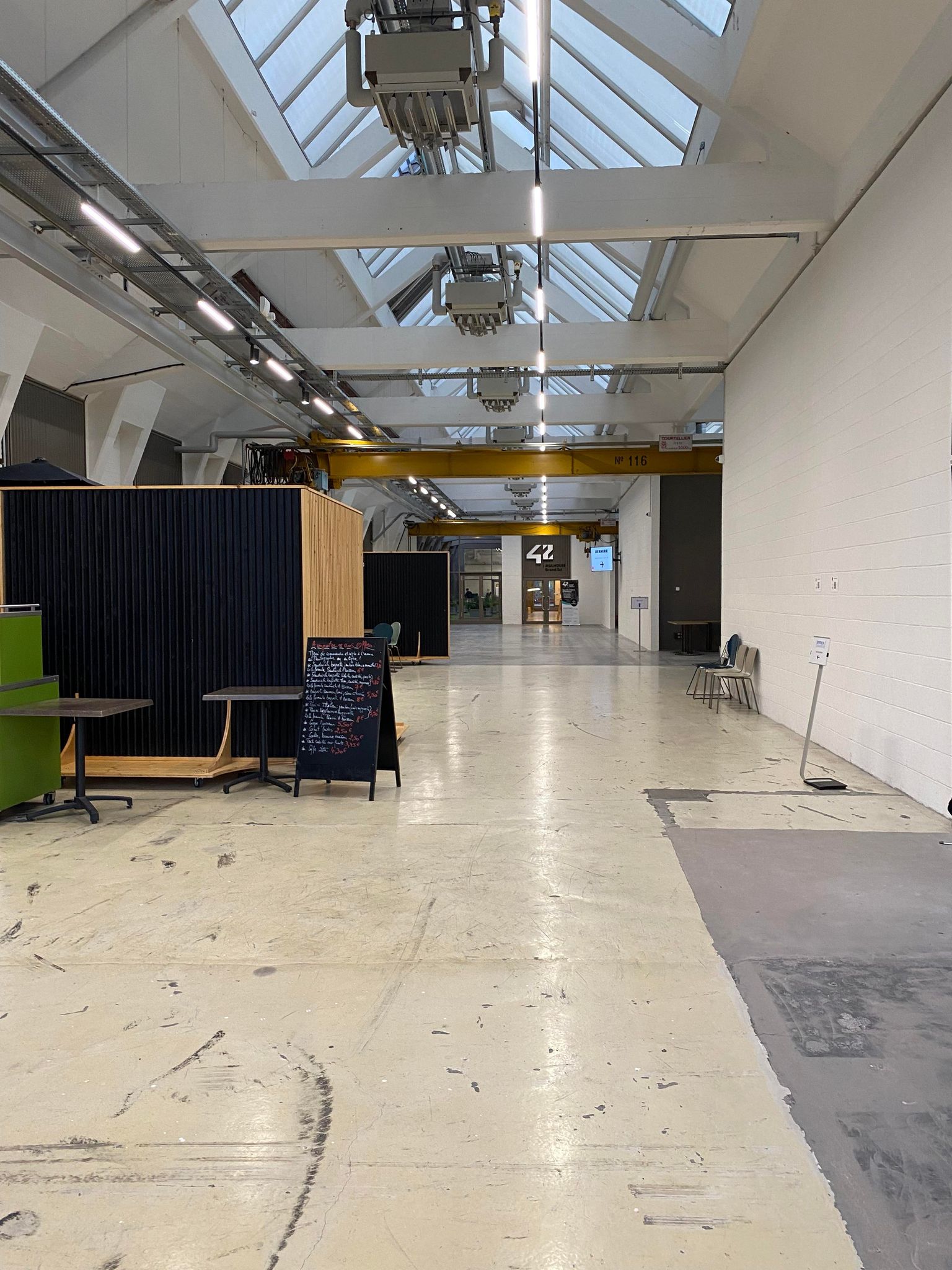 Demi-Hall KMØ | KMØ